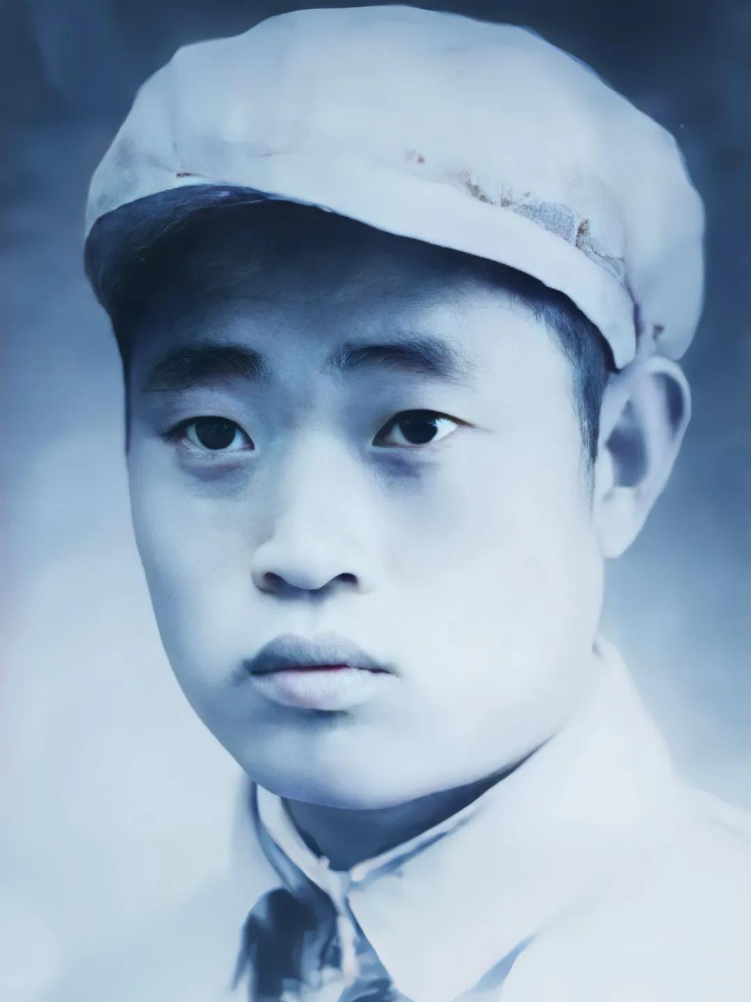 After Mao Anying's sacrifice, Peng Dehuai returned to China to report ...