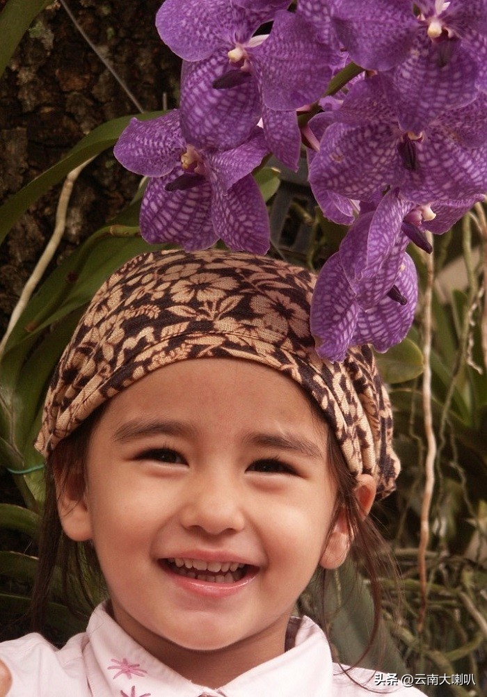 Li Wanda: A wild child from the rainforest of Xishuangbanna, now ...