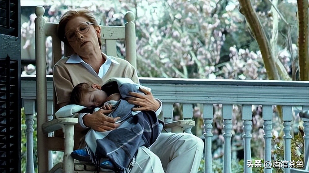 The Curious Case of Benjamin Button: A Touching Love Story - iMedia