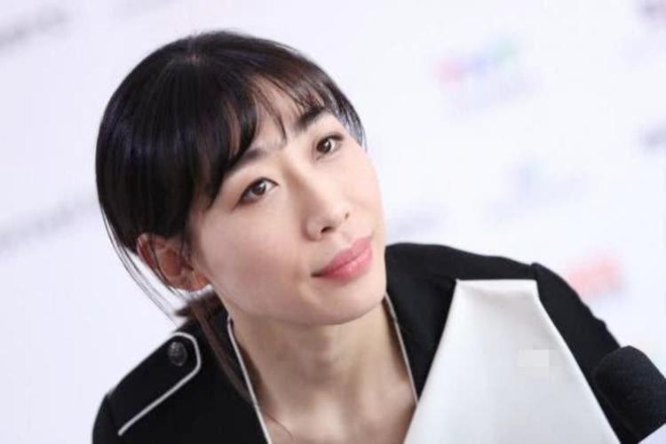 The 35-year-old actress Ren Suxi broke the news again. Netizens are ...