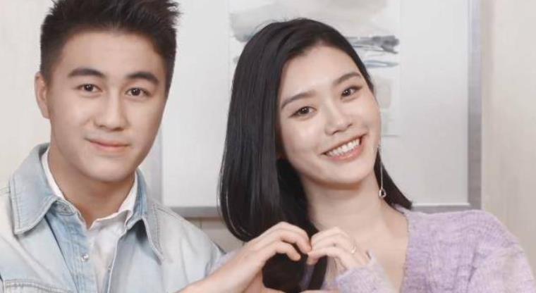 Four years after marriage, 28-year-old He Youjun is still He Youjun, while Xi Mengyao, who is 6 ...