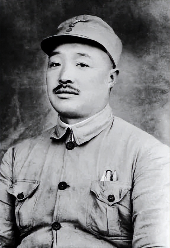 Flag of the Red Second Front Army - Marshal He Long - iNEWS