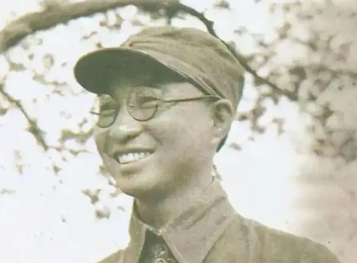 Rao Shushi's father, he didn't even want Chen Geng to send money, and ...