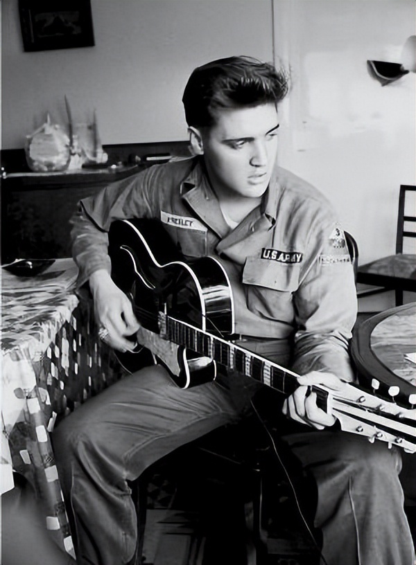King's note Elvis Presley, the best rock musician in the world, the ...