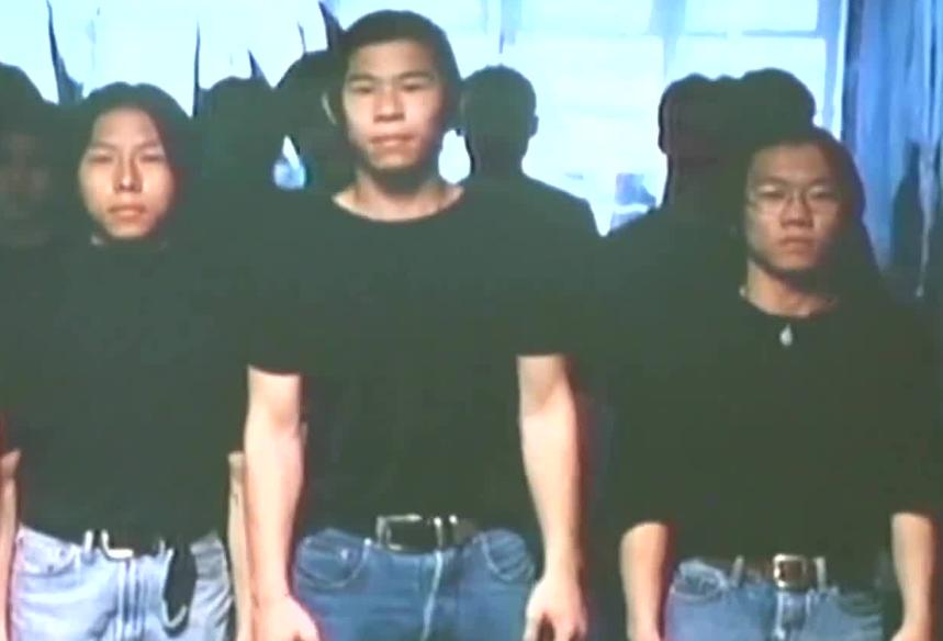 Sun Honglei and Prince Hui confronted each other at Naying's bar, and ...