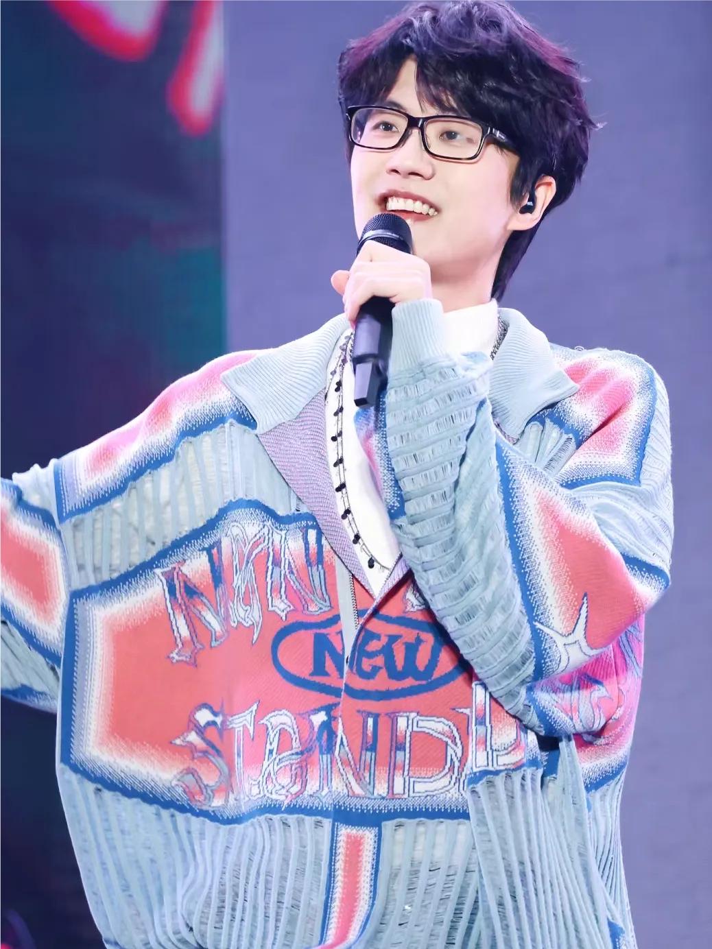 Xu Song sleeps powder and chooses concubine - iNEWS