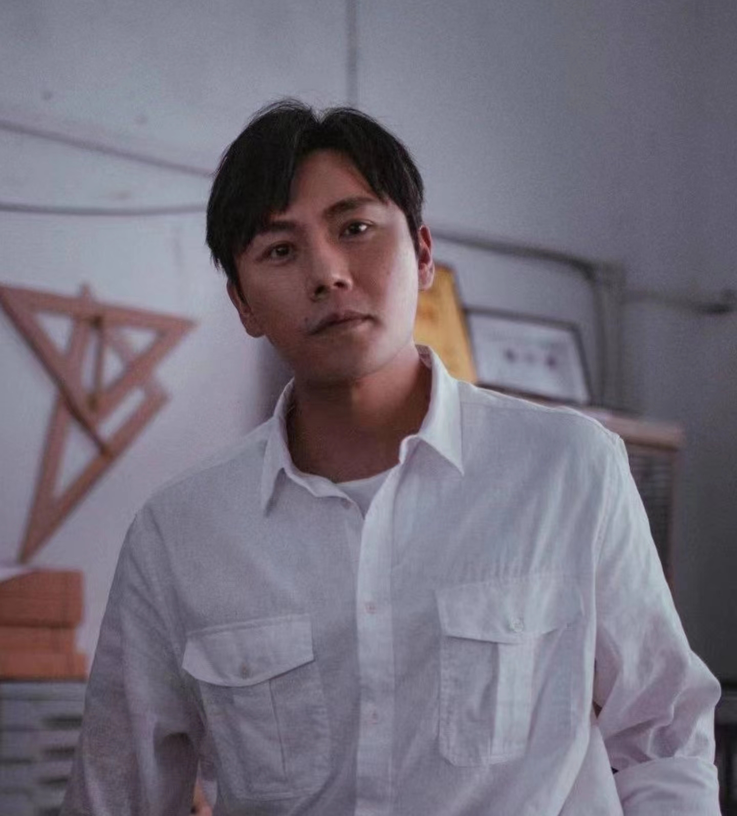 秦昊帶老婆聚餐惹爭議，私下牽手同桌女生被拍，網友喊話注意影響 - 頭條匯