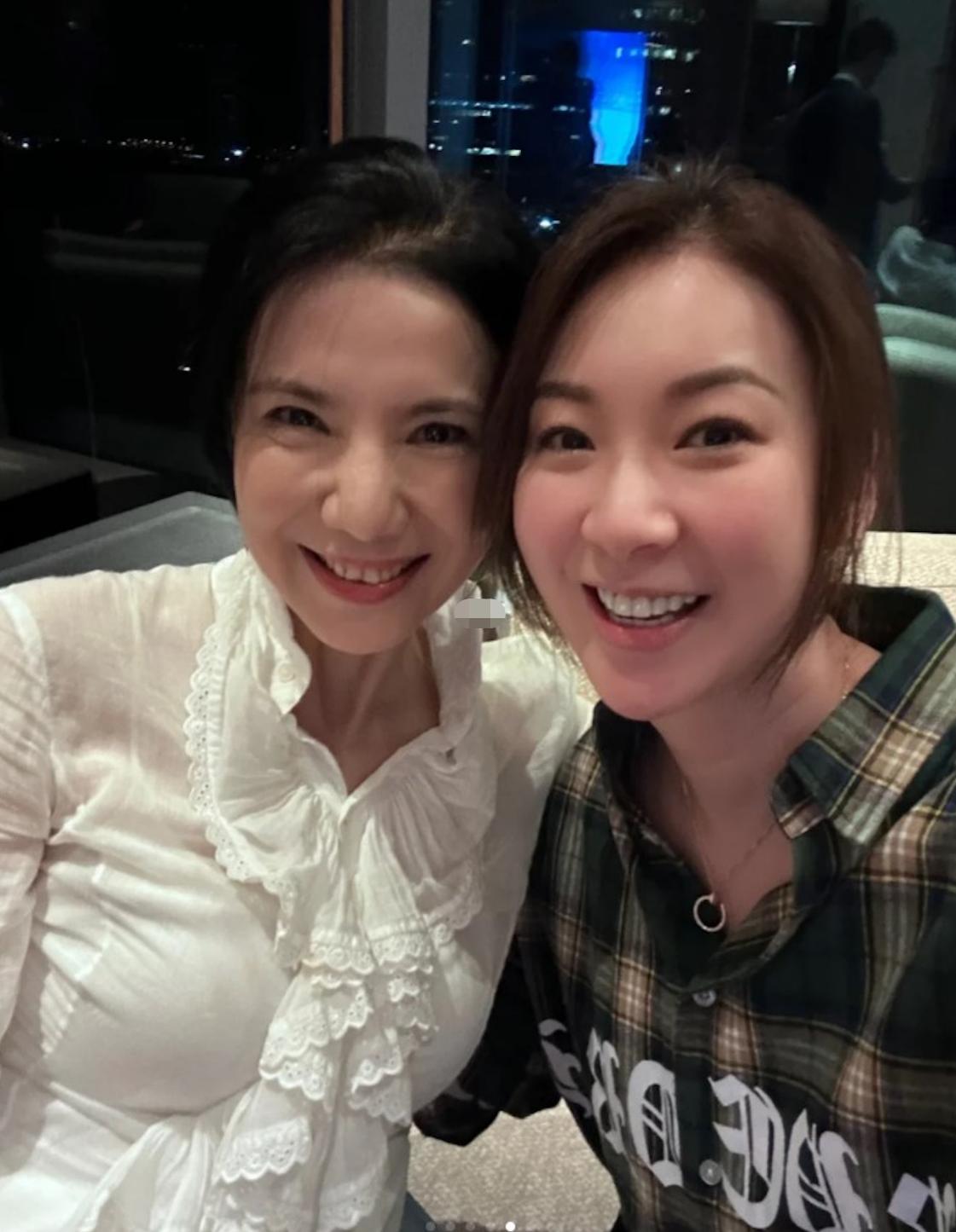 Jing girl Guan Xiumei is still 56 years old, but it is a pity that she ...