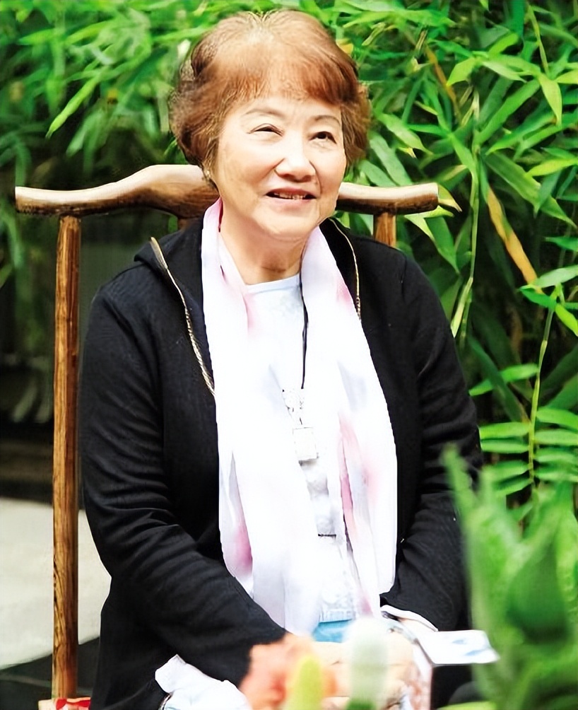 The 60-year-old retired and settled in the United States. Zhu Xijuan ...