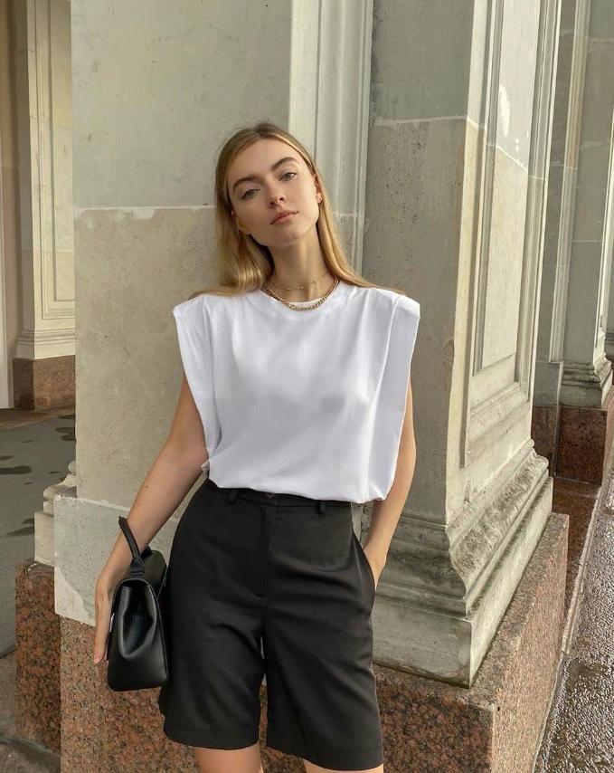 Russian blogger lizarudkevich teaches you to easily wear fashionable ...