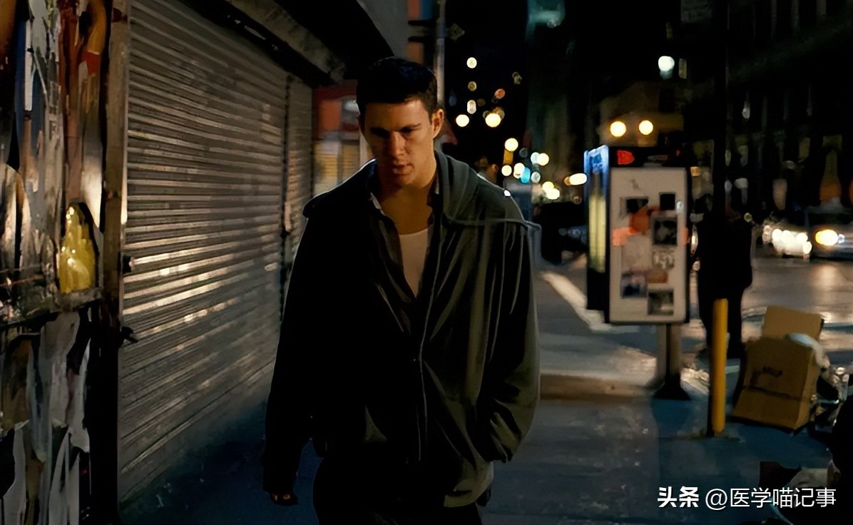 "Underground Boxing Arena Fighting": The Boxing Road of Survival and ...