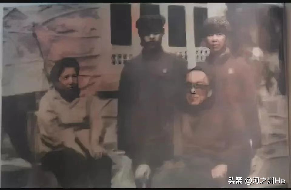 Ji Dengkui (119) Zhou Enlai coordinated representatives from all ...
