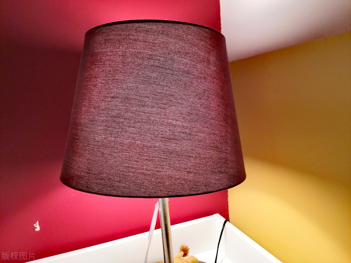 Which one is easier to use, the voice-activated light bulb or the sound ...