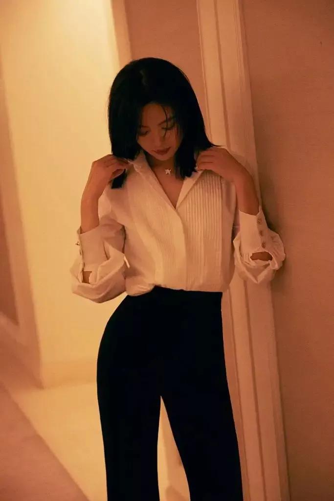 Xin Zhilei's beautiful hot picture photo, white shirt with suspenders ...