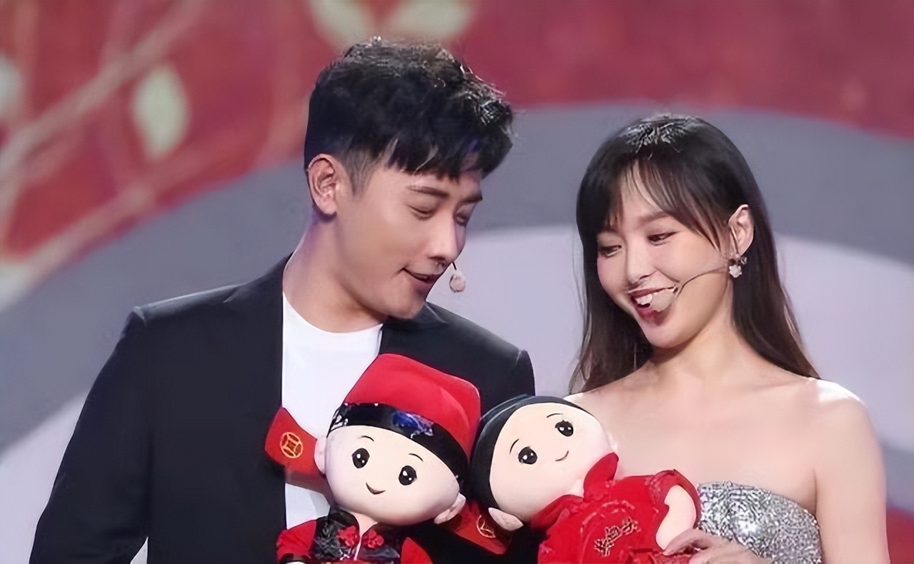 There is a kind of love called Luo Jin and Tang Yan. After 5 years of marriage, they have become ...