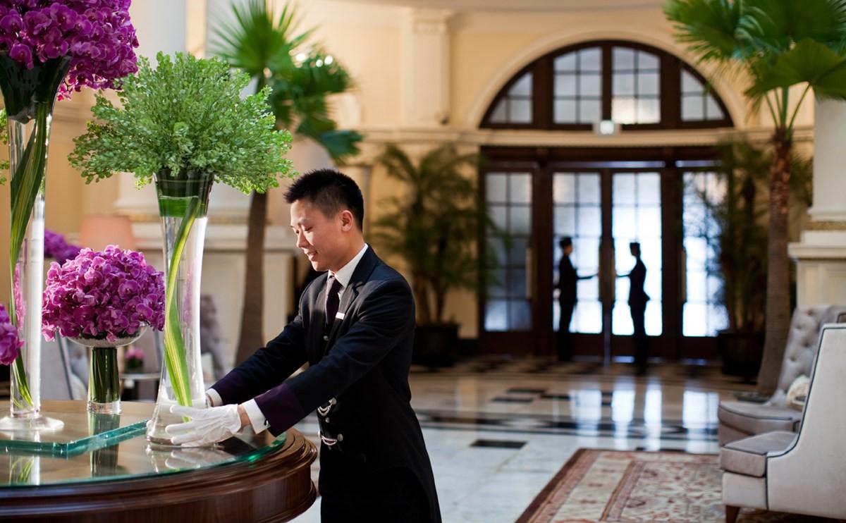How much does the hotel's personal butler charge? Everything for guests ...