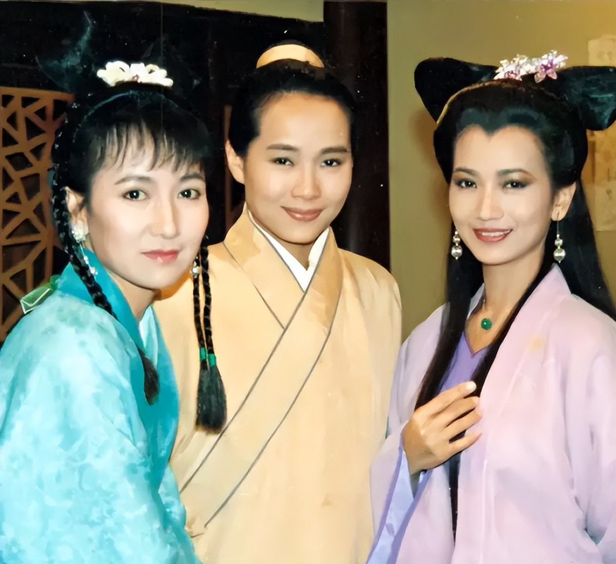 In "Legend of the New White Snake", Xu Xian is played by a woman, and ...
