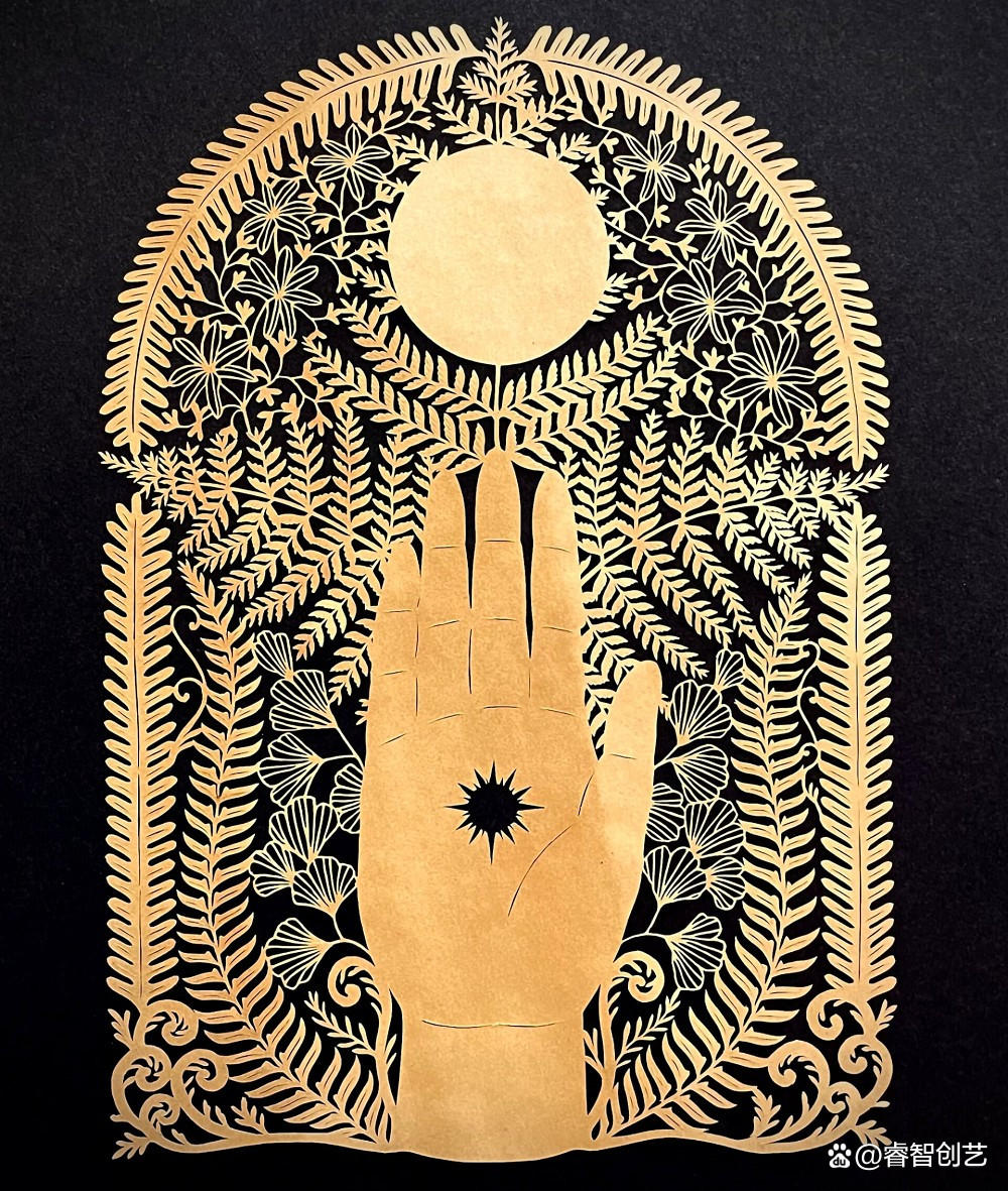 Japanese paper-cut artist Kanako Abe skillfully cut out works of nature ...