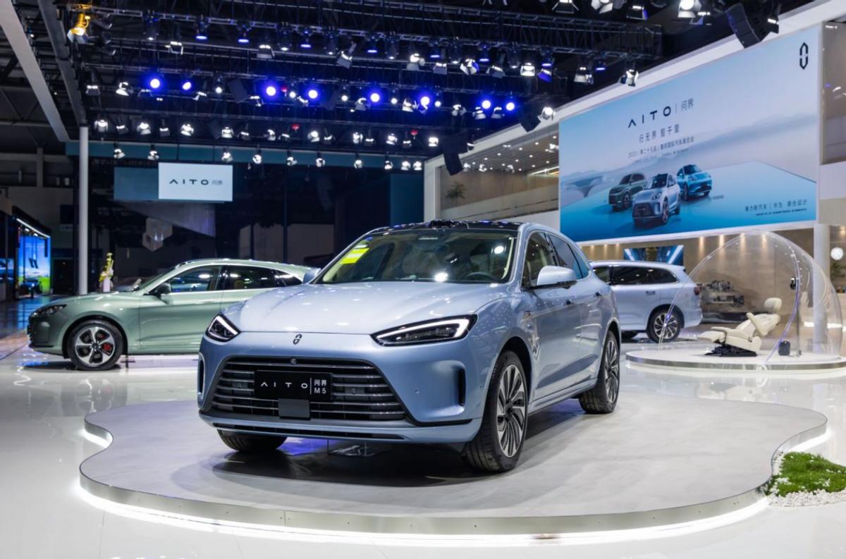 The AITO M5 series smart driving version equipped with Huawei ADS 2.0 ...