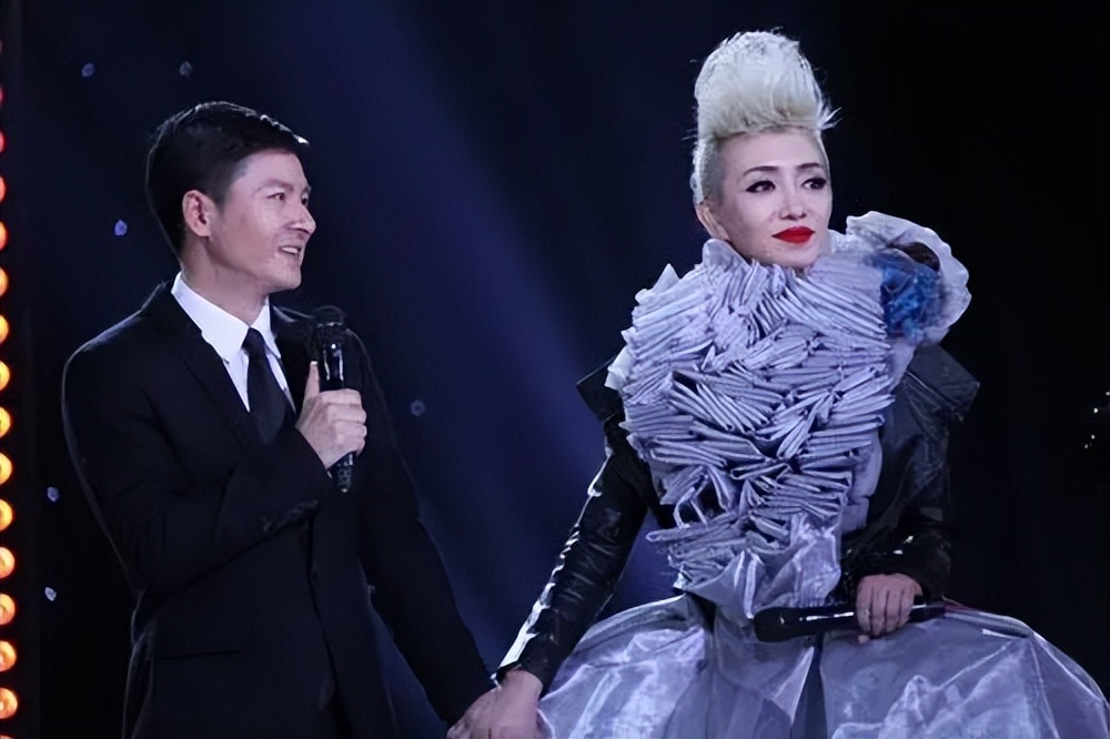 Her imitation even made Andy Lau cry, proudly saying that I am Anita ...