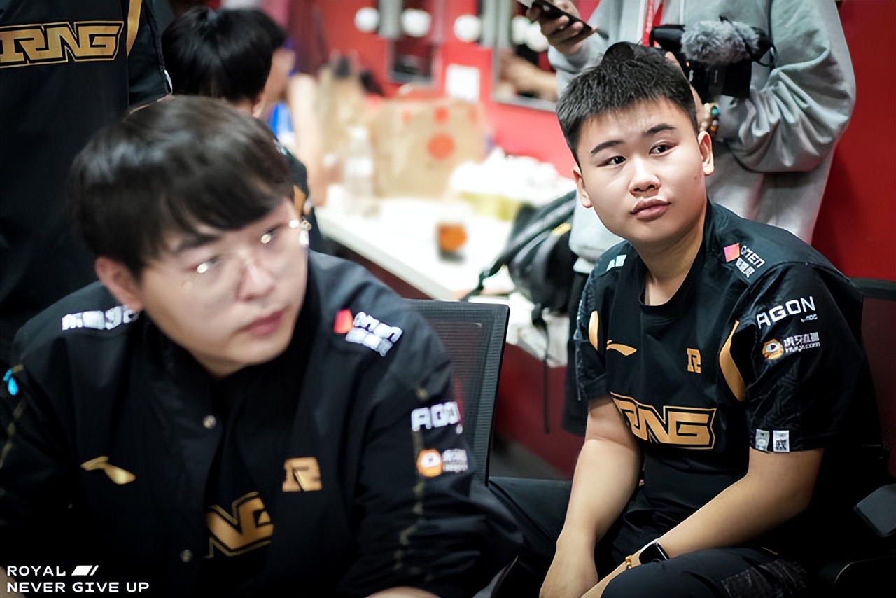EDG started against JDG without Uzi? Mlxg broke the news: Uzi only played on the 14th! - iMedia