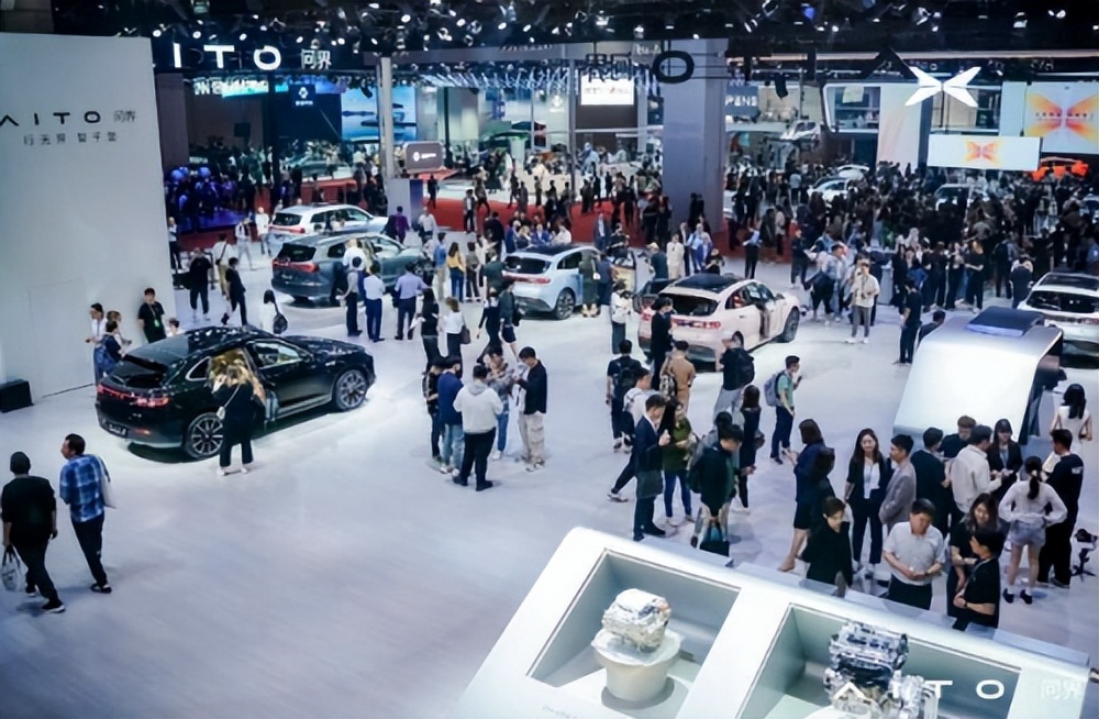 With first-class intelligence and excellent reliability, AITO M5 pure ...