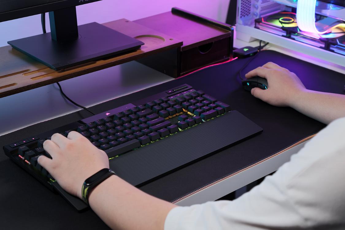 A must for game party peripheral upgrades, CORSAIR K70 RGB PRO+ Holy ...