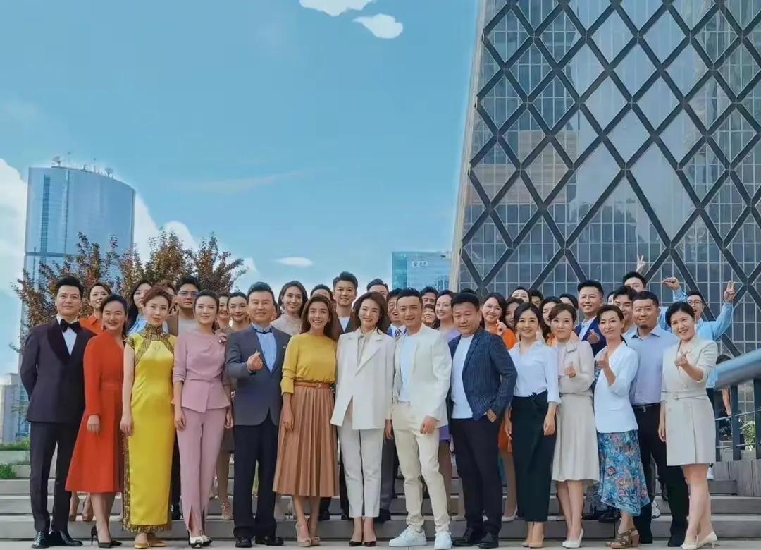 Excellent CCTV host - iNEWS