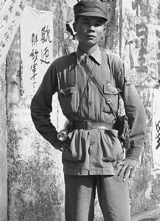 The pinnacle of a generation in the military uniform industry: the 65 ...