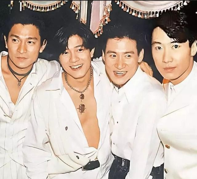 Two years after the car accident, Jimmy Lin also followed Hua Chenyu's ...