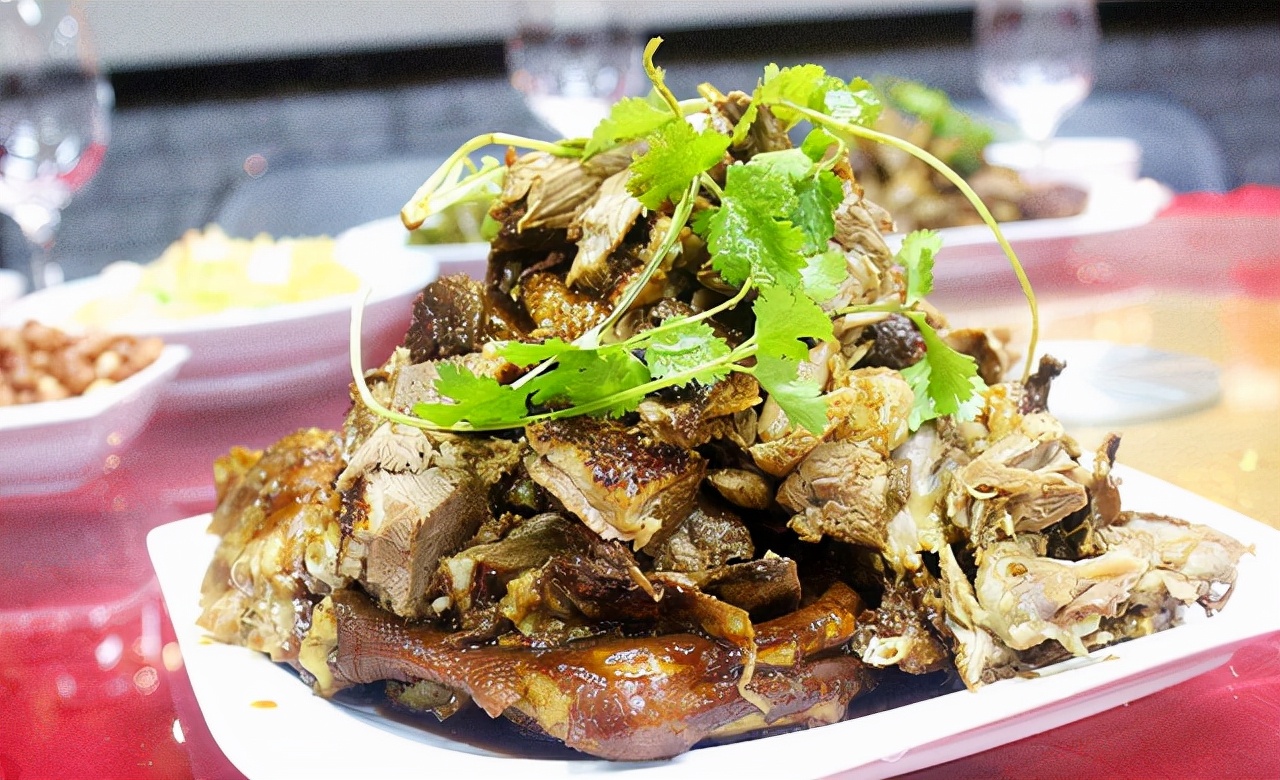 How to make Chaoshan cuisine?Uncle teaches you stewed goose, which is ...