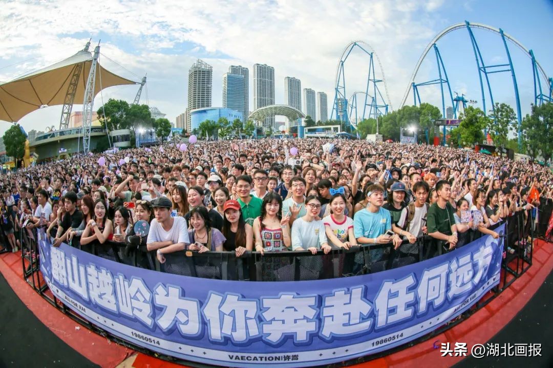 Jiangcheng summer night music feast, why not sing in chorus! - iMedia