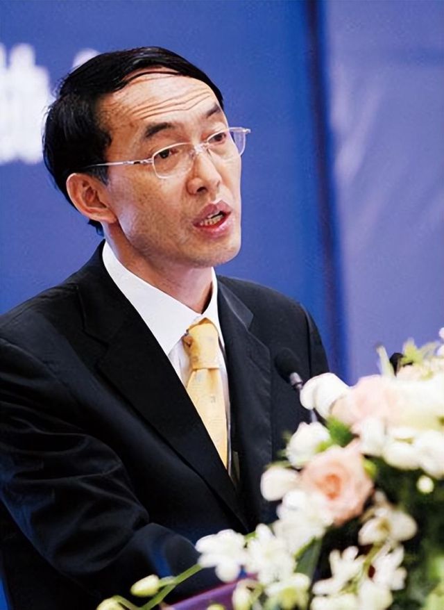 CCTV host Liu Fangfei, her ex-boyfriend was sentenced to death with a ...