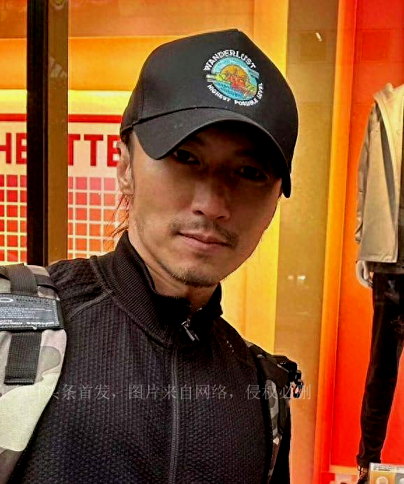 Nicholas Tse took his eldest son on vacation in Australia. The 16-year ...