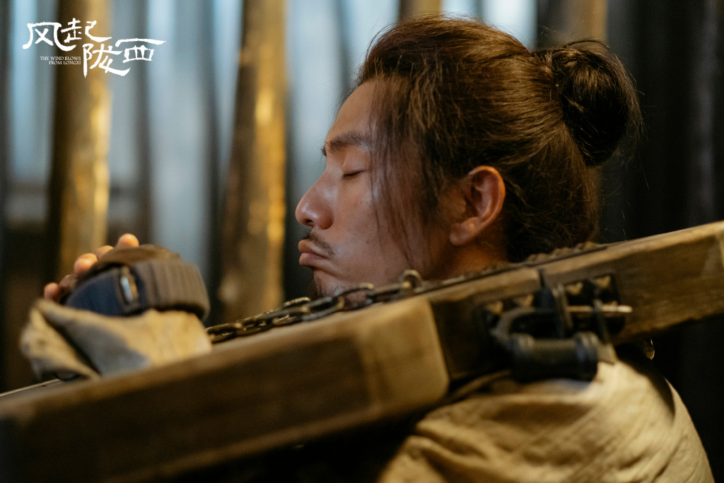 "The Wind Rises in Longxi": the eyes scenes, horse riding scenes, wearing shackles, actor Chen ...