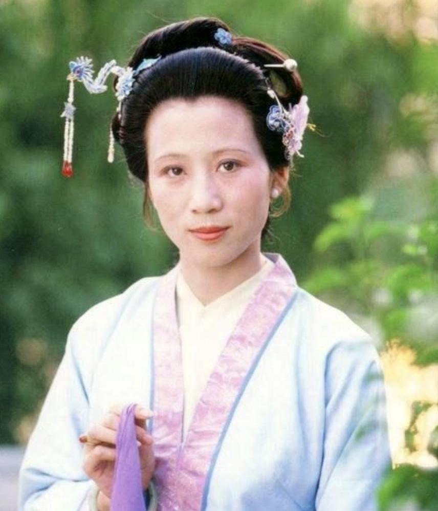 The young Jia Zhu really died of illness?Mrs. Wang and the raider's ...