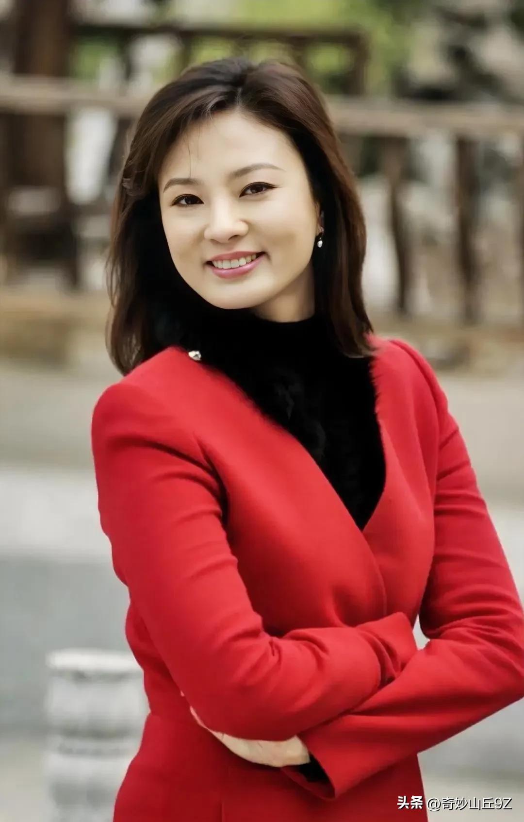 The elegant Liu Fangfei, the 12 most beautiful pictures, which one do ...