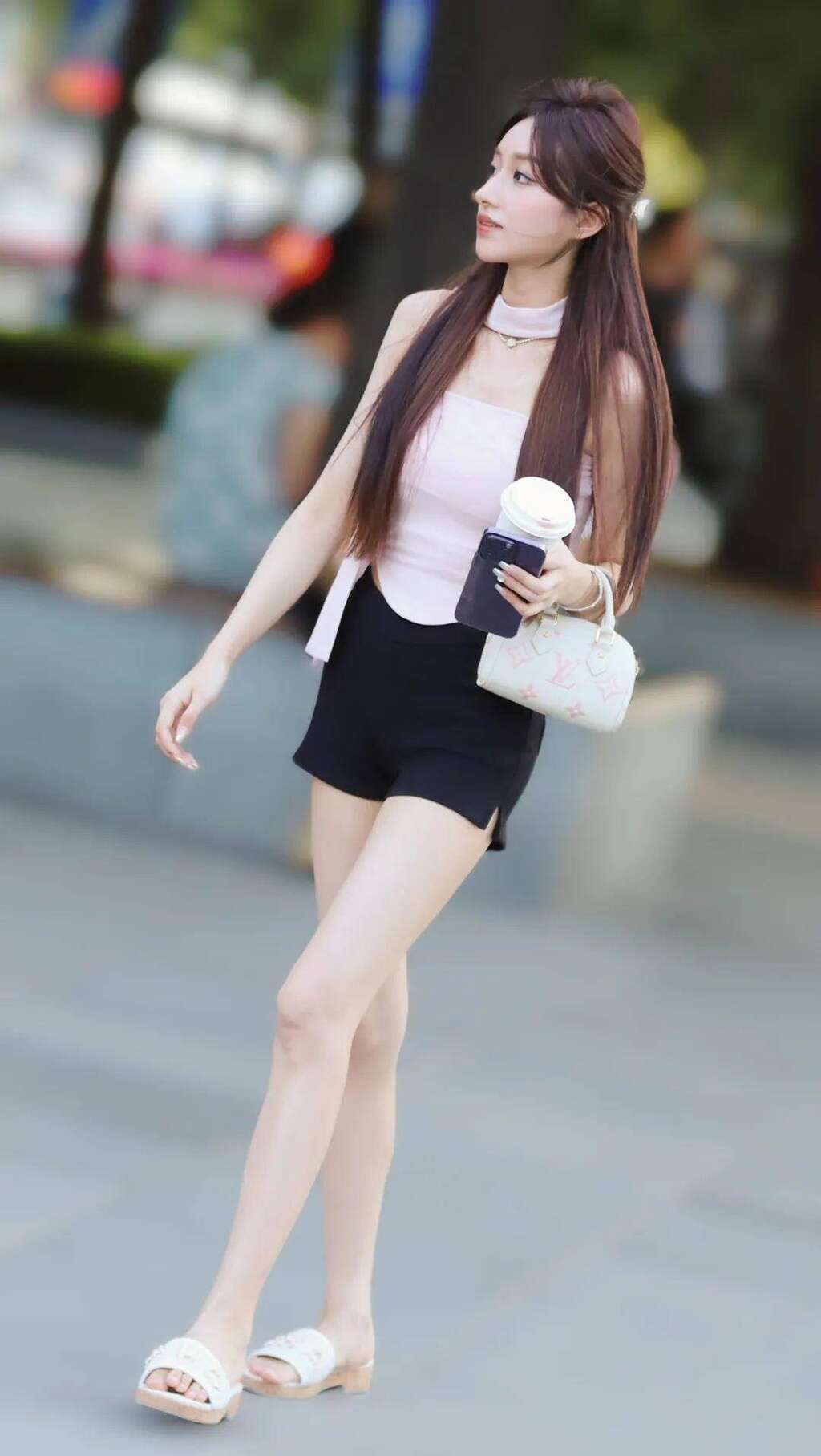 Charming Fashion: After reading this fashion street photo, you will ...