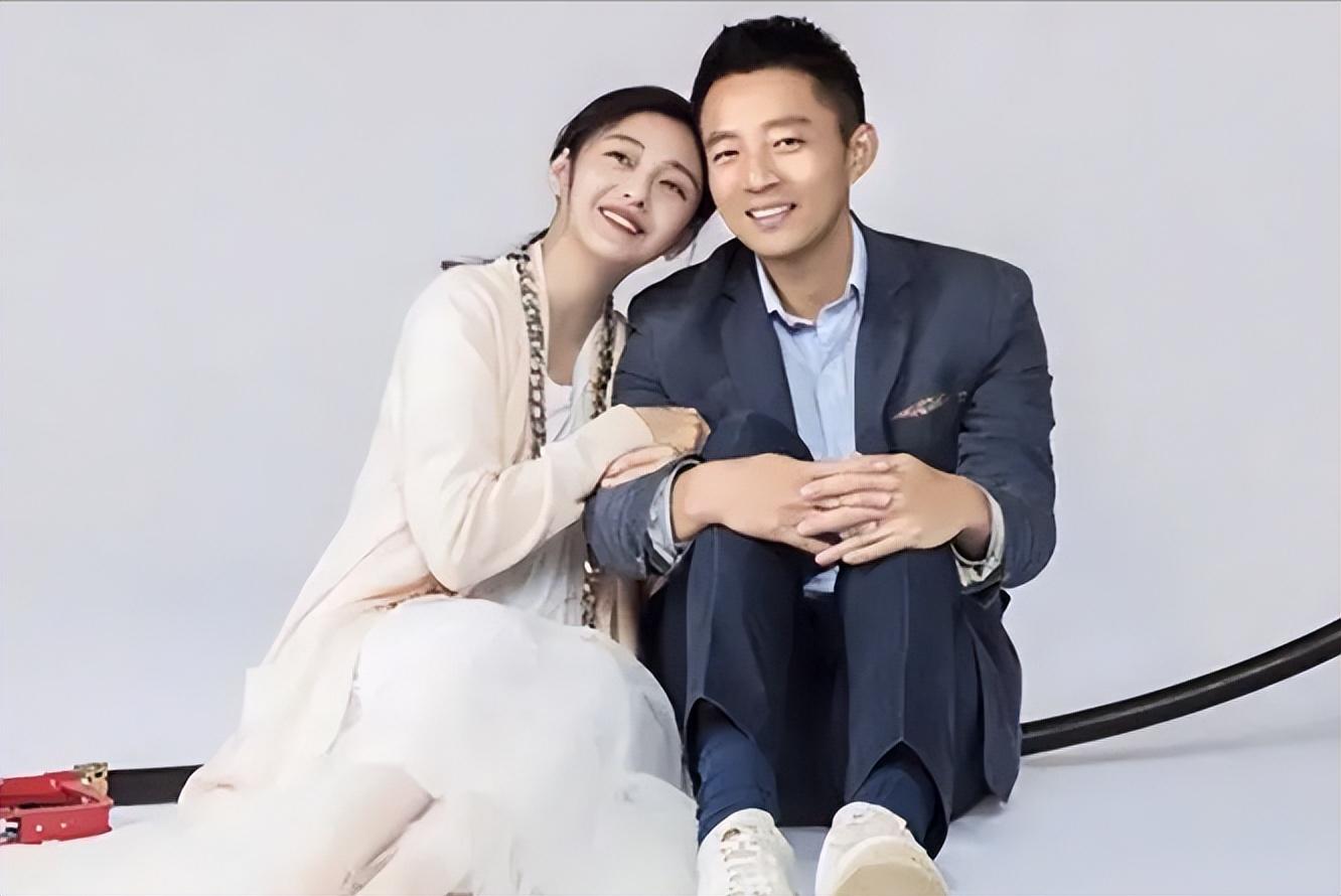 Gu Junye's little S broke the news, which completely exposed the dignity of Big S! - iNEWS