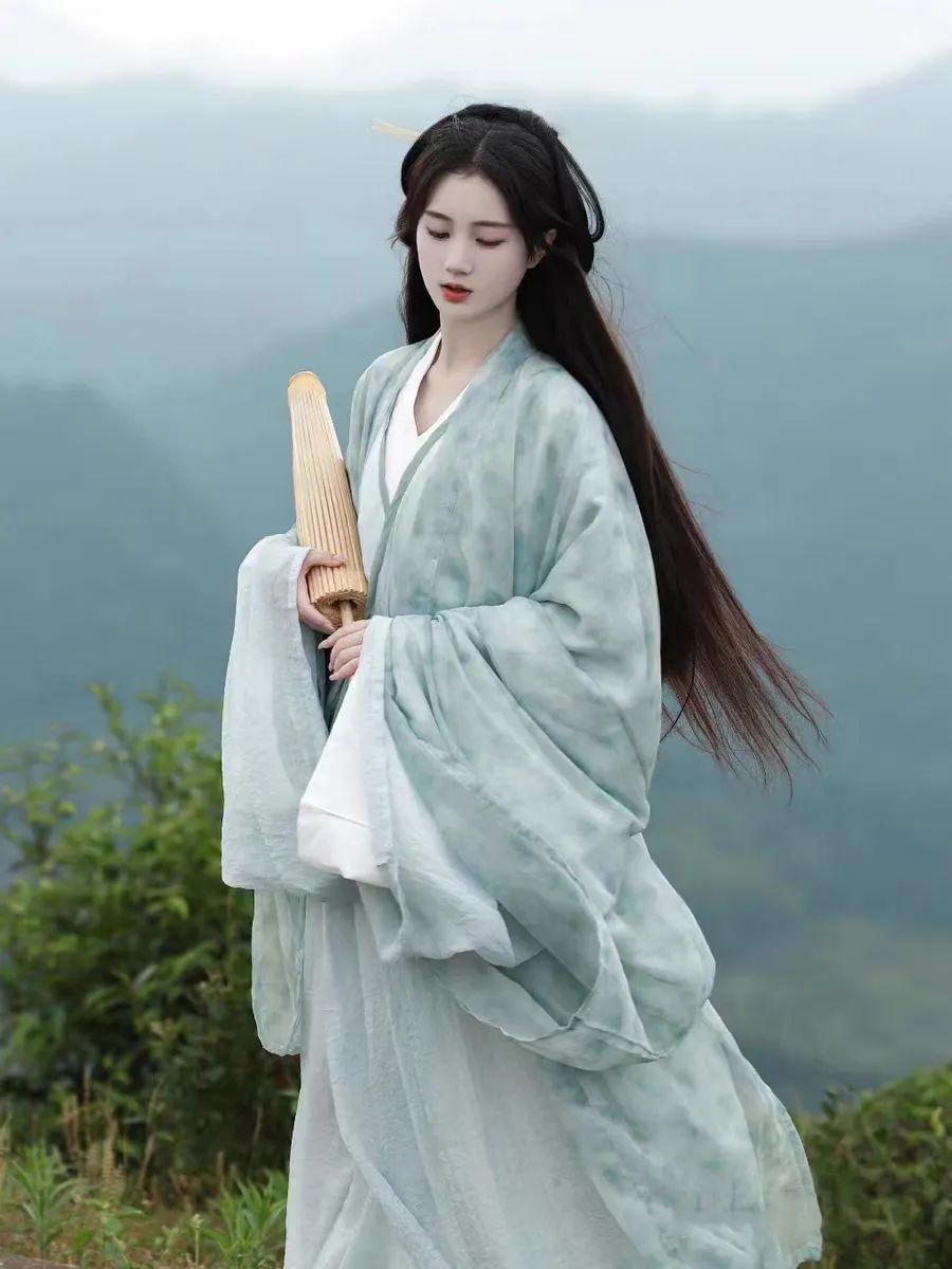 Fashion blogger reveals the secret: How should you choose the shape of ...