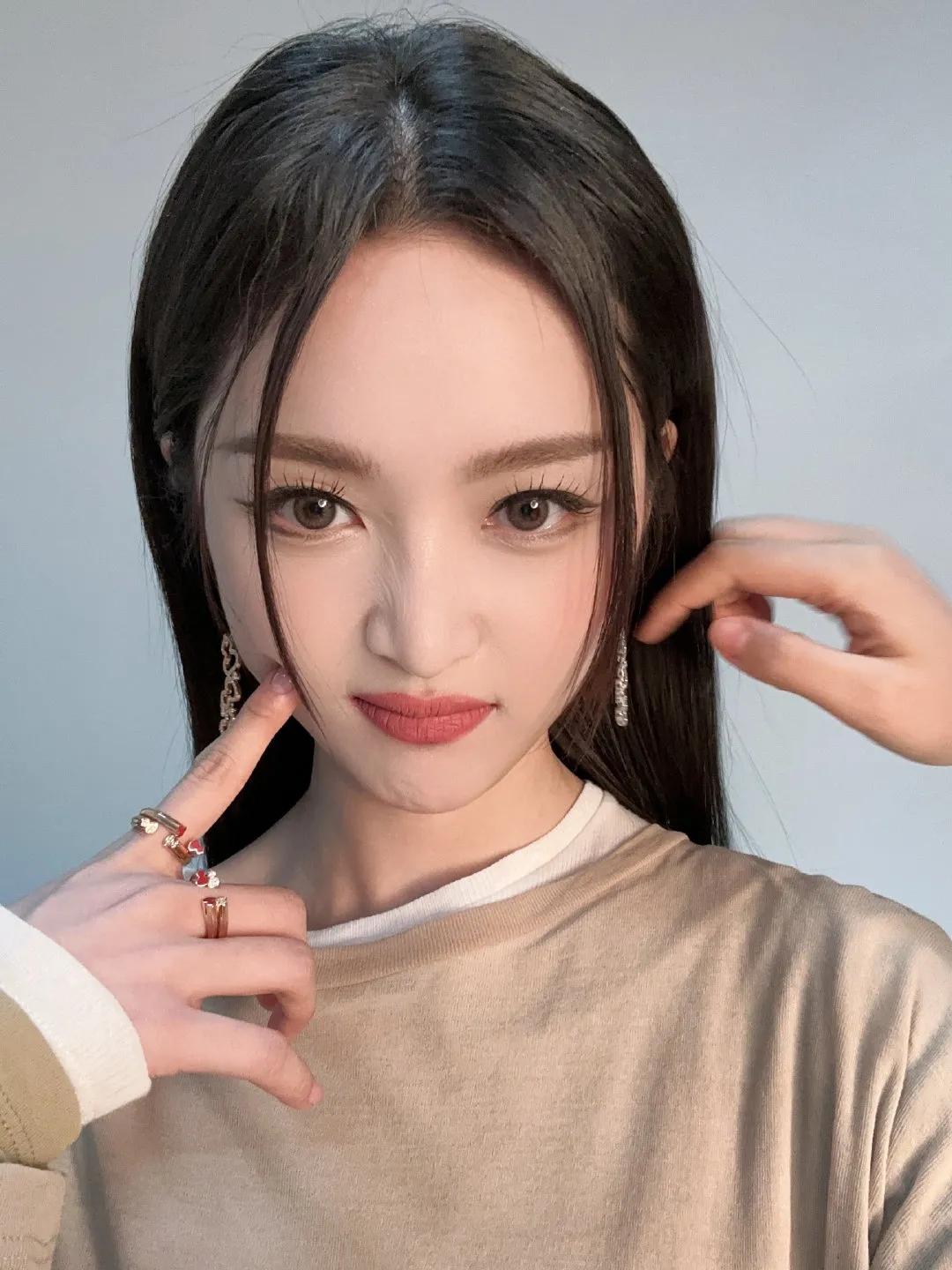 Wu Xuanyi's beautiful picture 32 - iNEWS