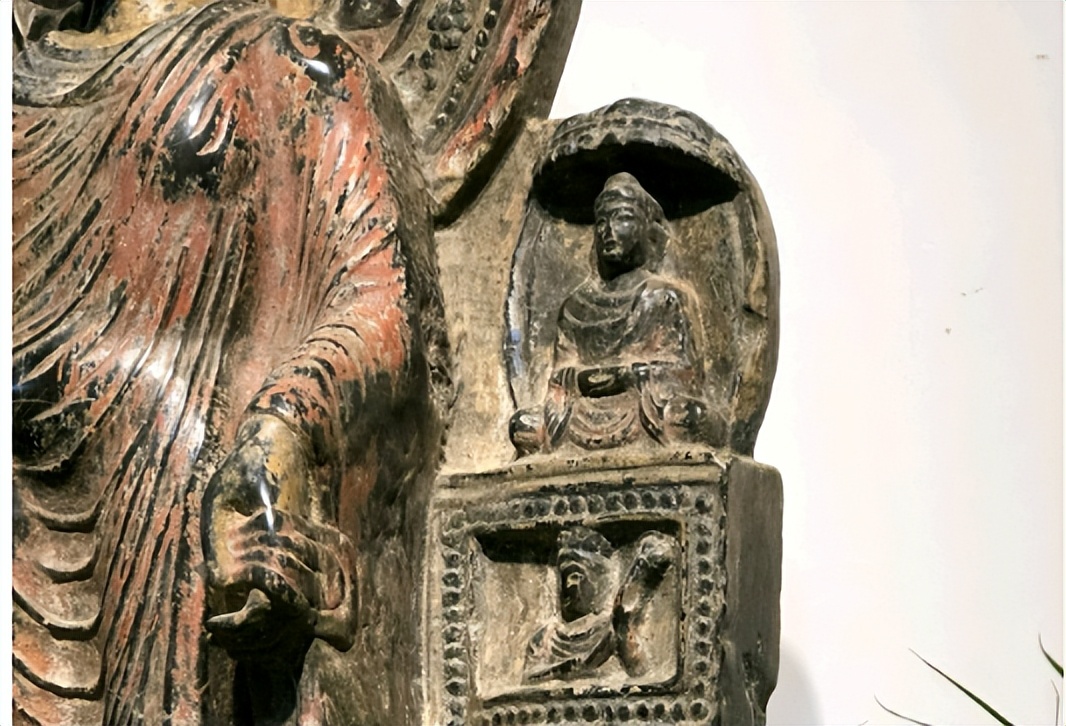 What role does the collection history and value of Yaochi Palace play ...