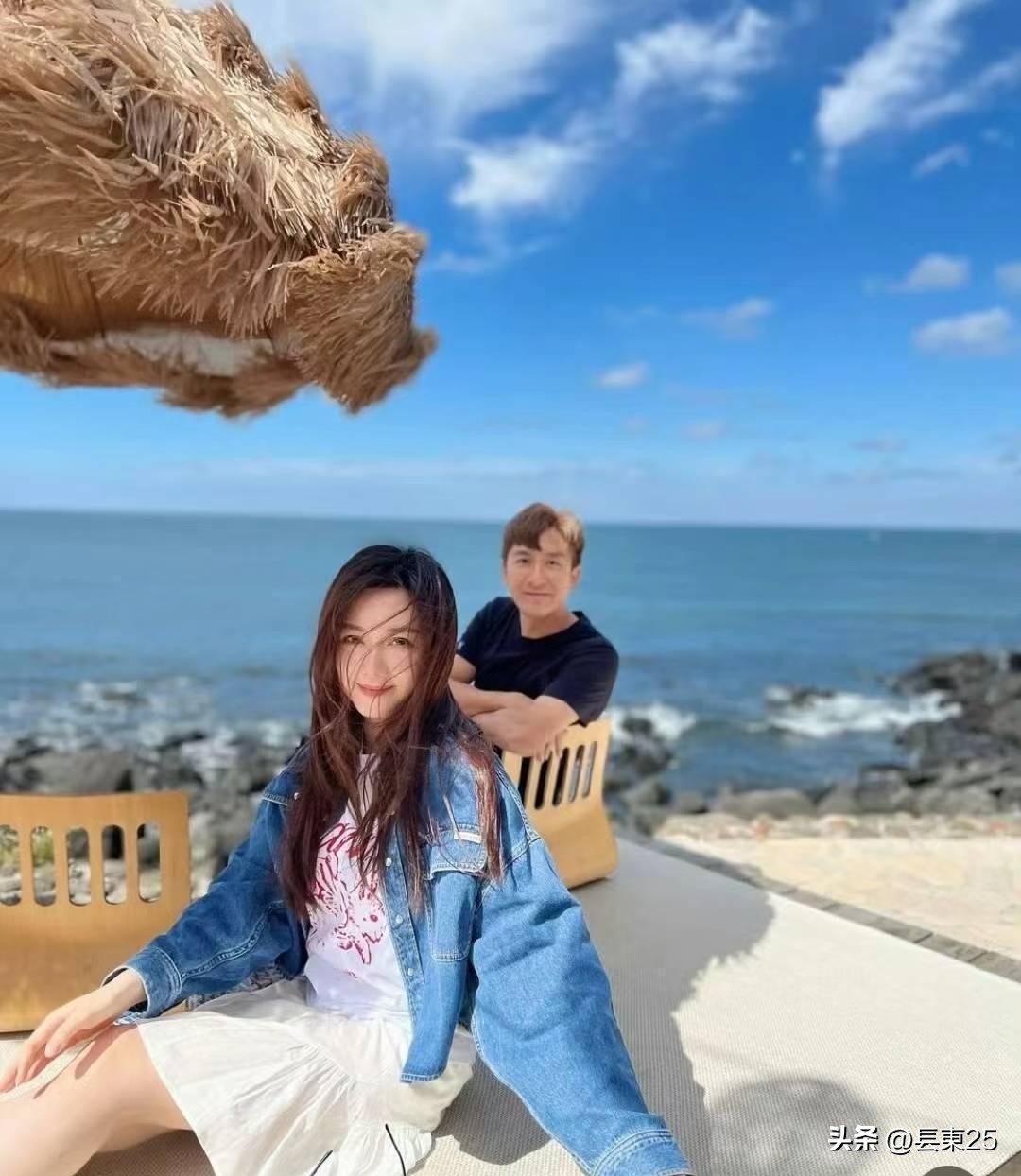 Ma Guoming and Tang Luowen went out to enjoy their sweet married life ...