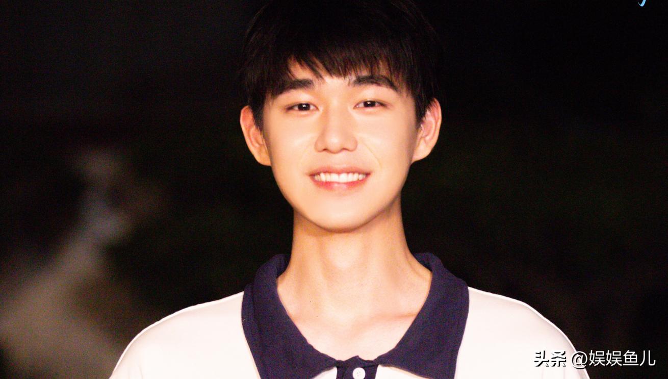 "The Reason I'm Back to Seventeen" is on the air, and Zhang Miaoyi and ...