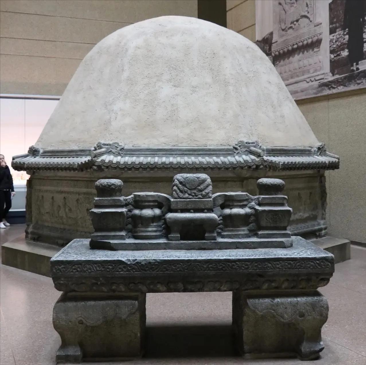 Chinese Tomb Discovered in Canadian Museum! The entire tomb of the ...