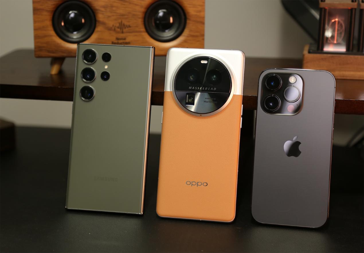 Such a dark game console can shoot it? Compared with Samsung and Apple ...