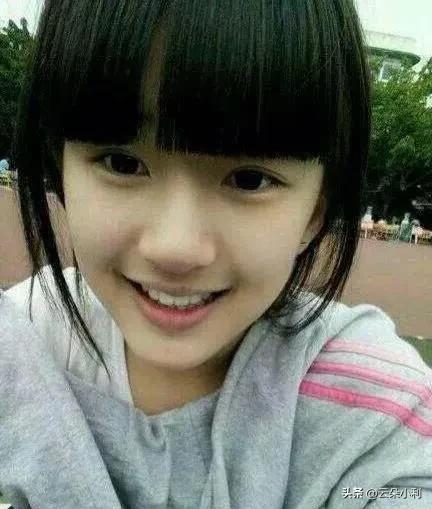 Beautiful pictures of Zhao Lusi as a child - iNEWS