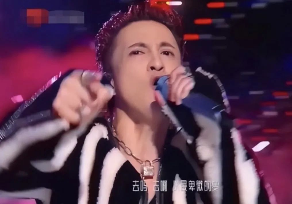 False singing is rampant, real singing is stretching hips, and Internet ...