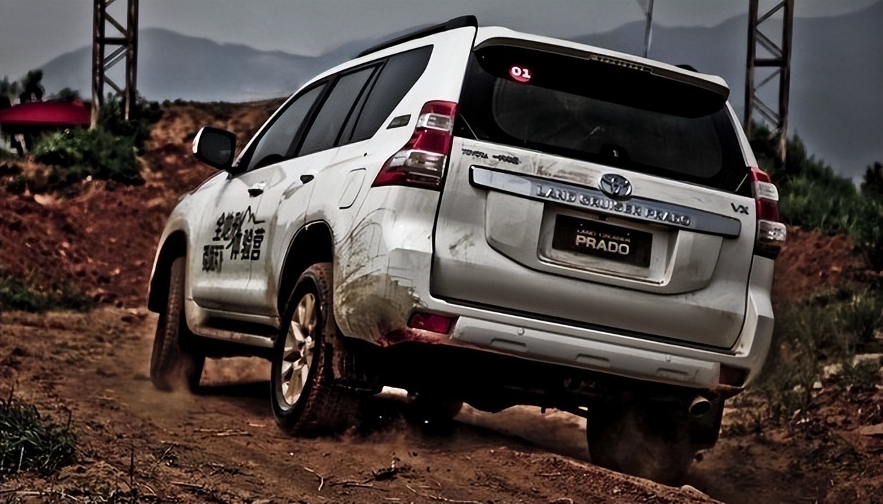 "Land Cruiser Prado" is equipped with a supercharged 2TR, which ...