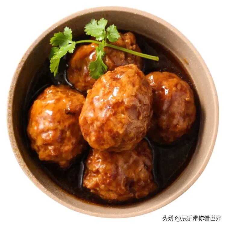 A Dish of the Day: Braised Lion Head - iNEWS